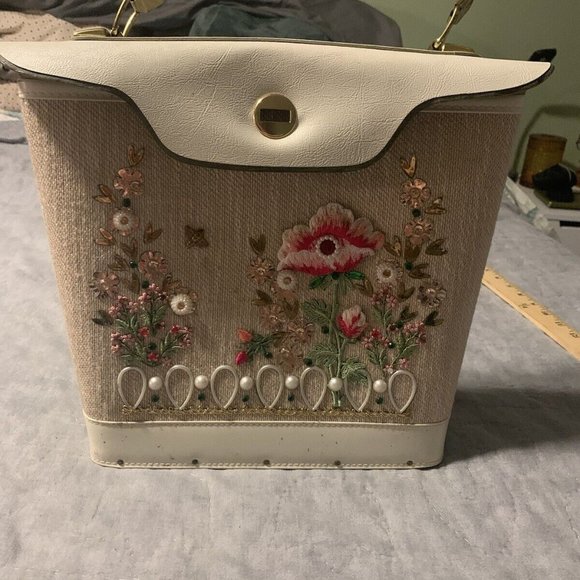 UNBRANDED | Bags | Vintage 96s Embroidery Pursehandbag Flowers And ...